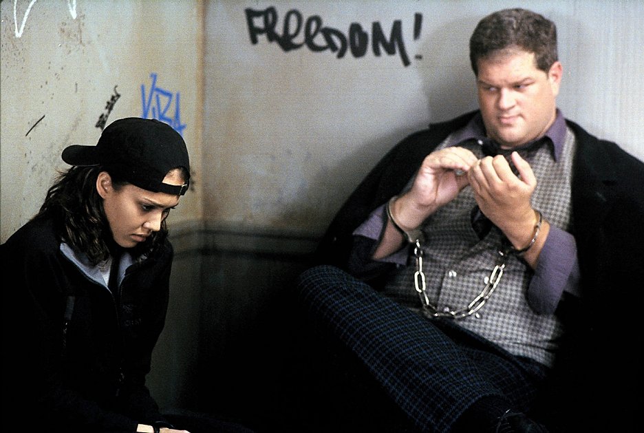 Černý anděl - Heat (S01E02) (2000) | ČSFD.cz