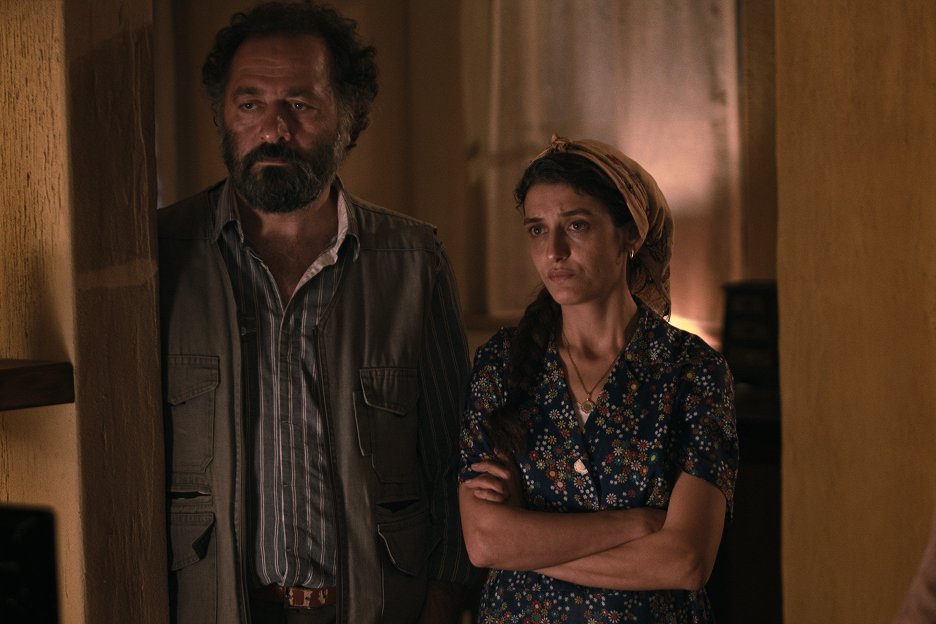 Šahmaran - Láska vítězí (E07) (2023) | ČSFD.cz