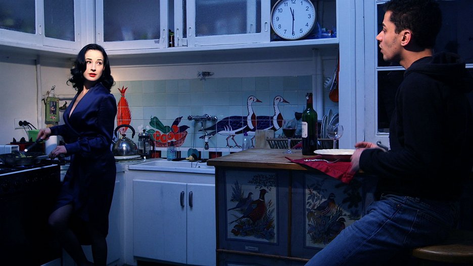 Forbidden Love (2012) | ČSFD.cz