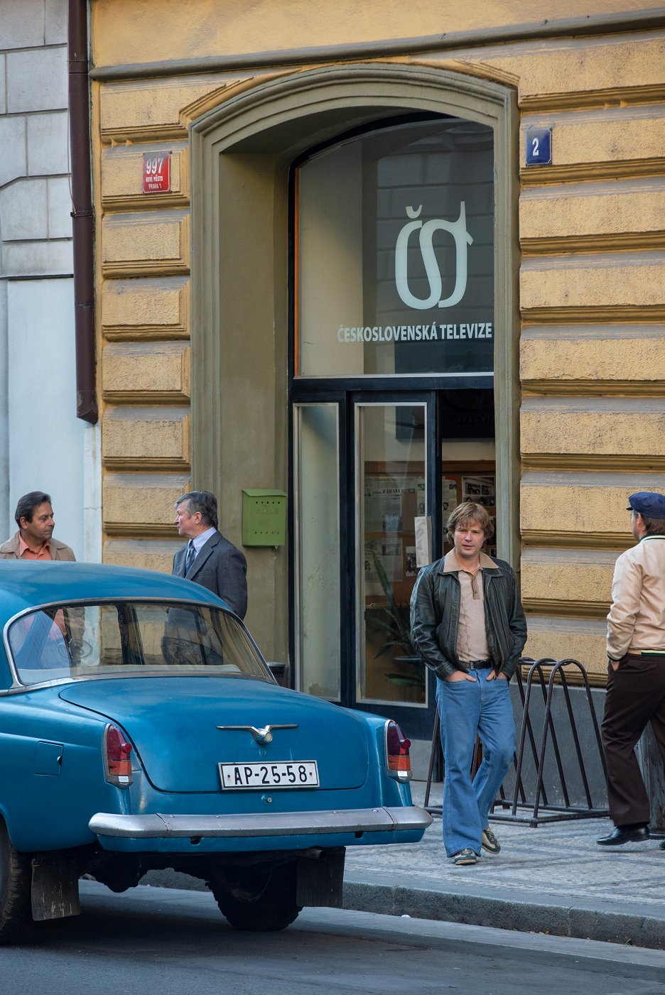 Volha - FOXTERIÉRY (E01) (2023) | Zajímavosti - Chyby v epizodě | ČSFD.cz