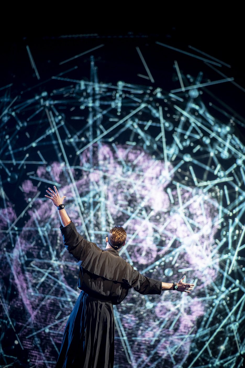 Robot Radius (2023) | ČSFD.cz