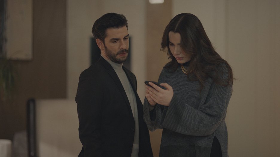 Aldatmak - Episode 21 (S01E21) (2023) | ČSFD.cz