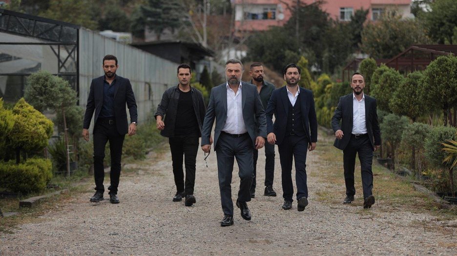 Eşkiya Dünyaya Hükümdar Olmaz - Episode 1 (S06E01) (2020) | ČSFD.cz