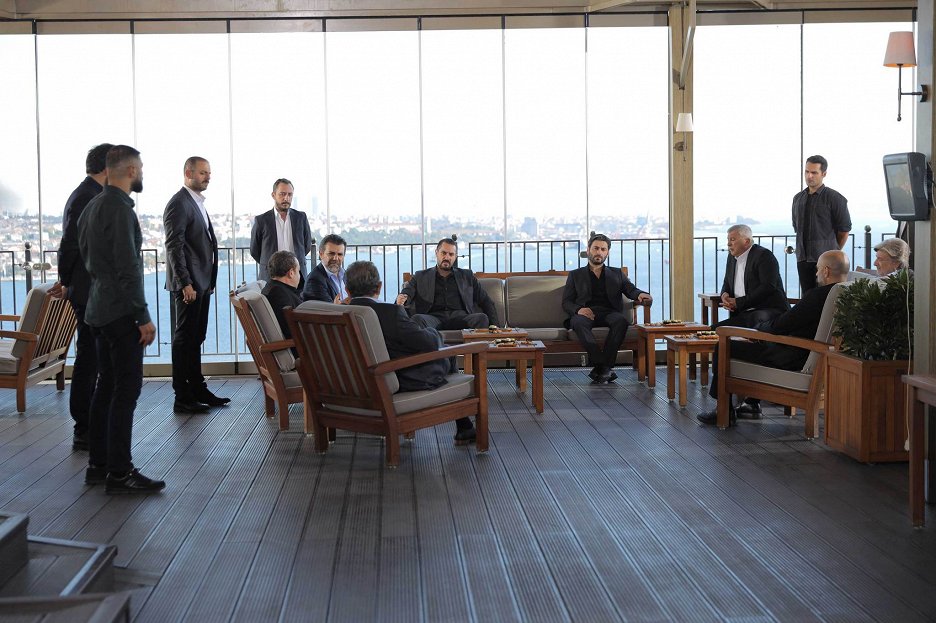 Eşkiya Dünyaya Hükümdar Olmaz - Episode 2 (S06E02) (2020) | ČSFD.cz