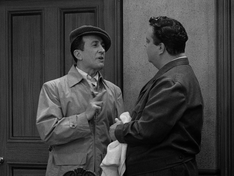The Honeymooners - The Deciding Vote (E11) (1955) | ČSFD.cz