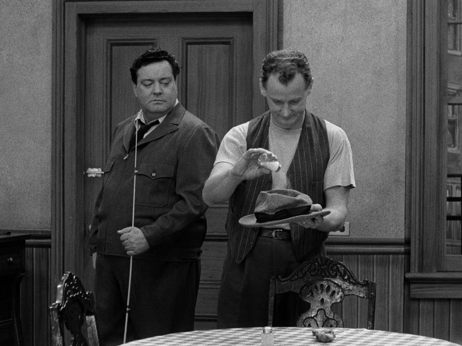 The Honeymooners - Something Fishy (E12) (1955) | ČSFD.cz