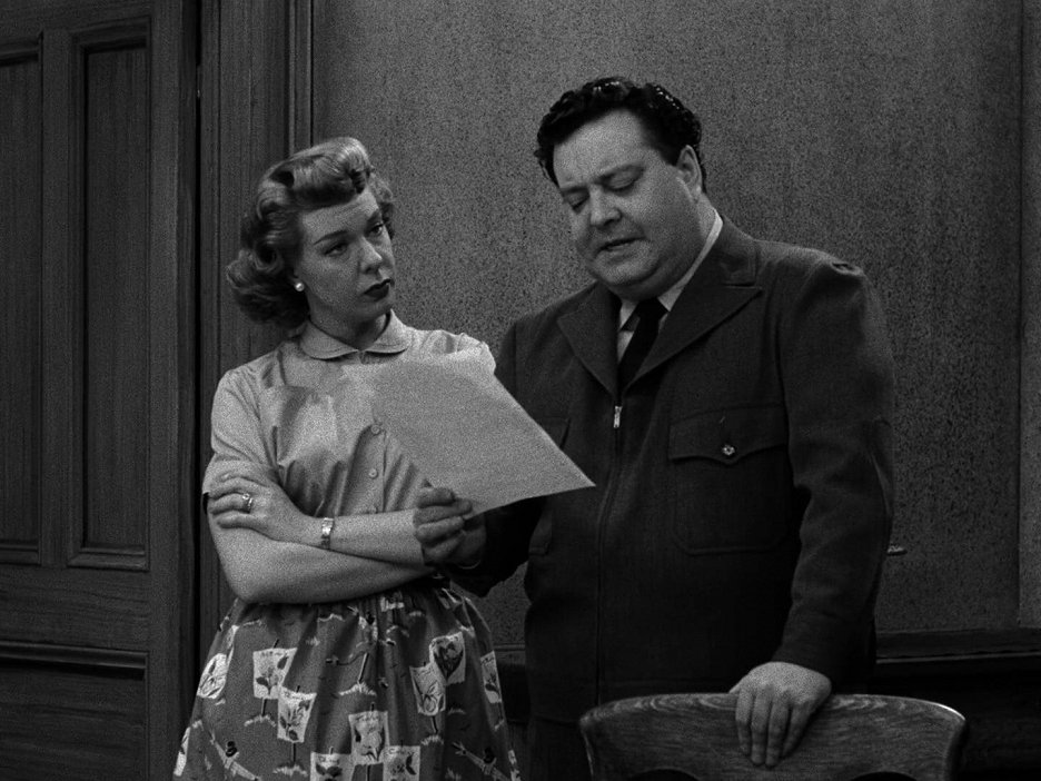 The Honeymooners - The Loudspeaker (E30) (1956) | ČSFD.cz