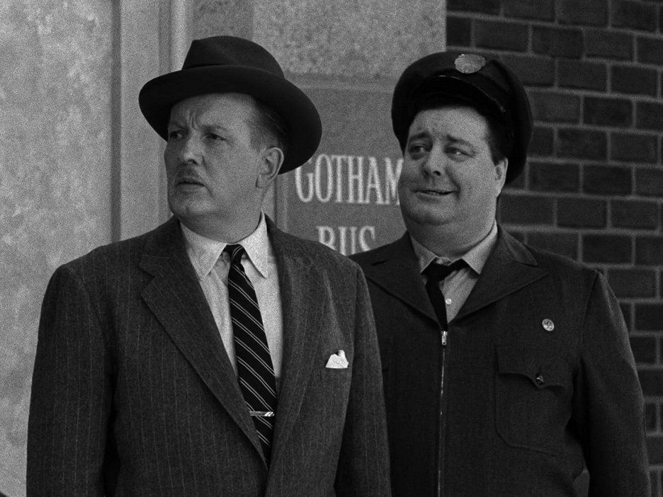 The Honeymooners - Opportunity Knocks But (E32) (1956) | ČSFD.cz