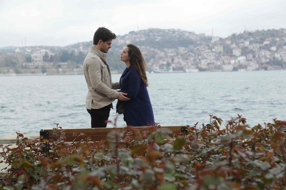 Cennet'in Gözyaşları - Episode 30 (E30) (2018) | ČSFD.cz