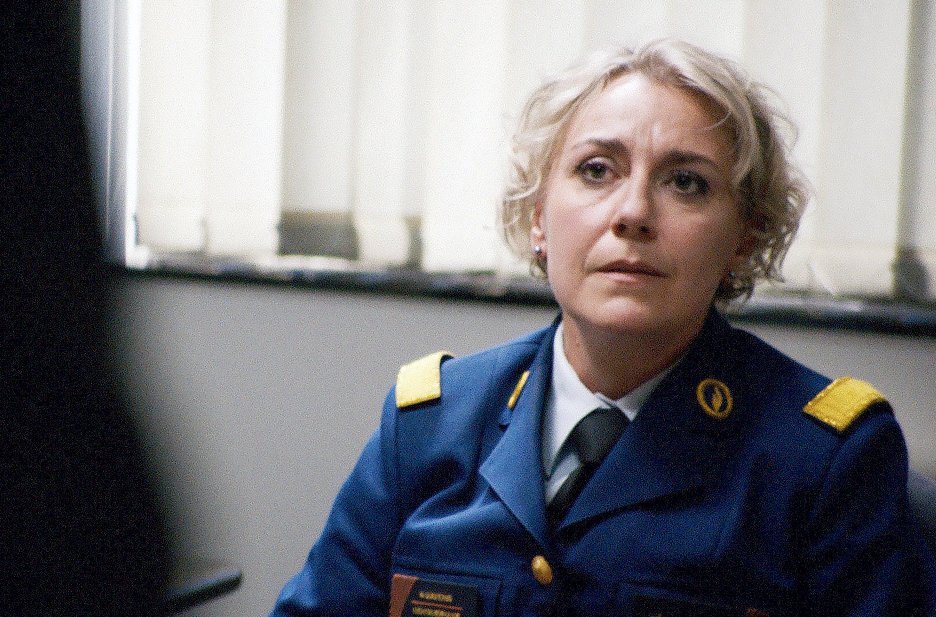 Lost Luggage - Saskia (E04) (2022) | ČSFD.cz