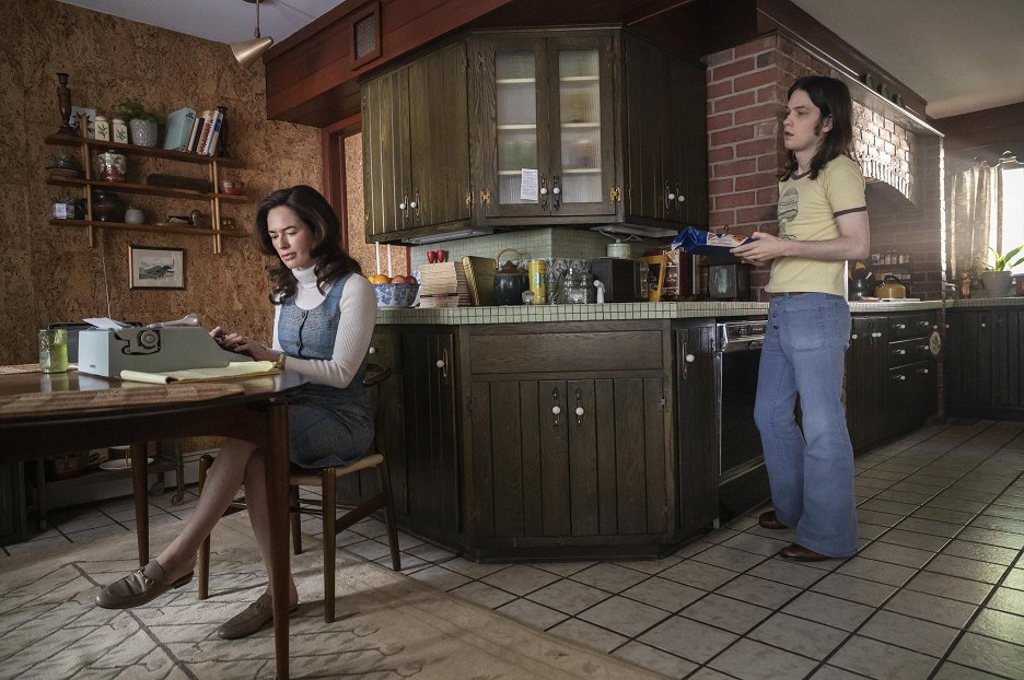 Instalatéři z Bílého domu - Vloupání v Beverly Hills (E01) (2023) | ČSFD.cz