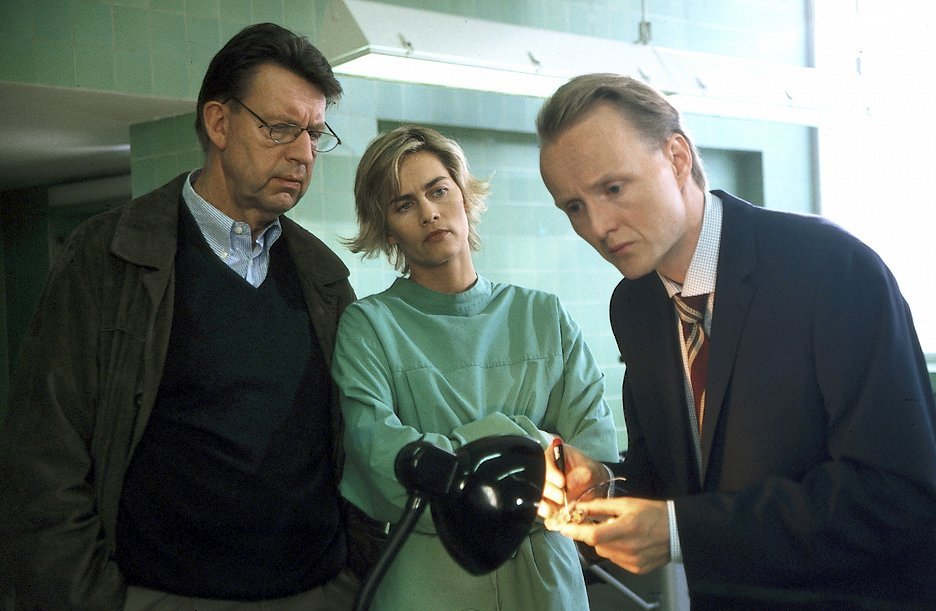 Poslední svědek - Die Jungs aus Dahlem (S06E09) (2004) | ČSFD.cz