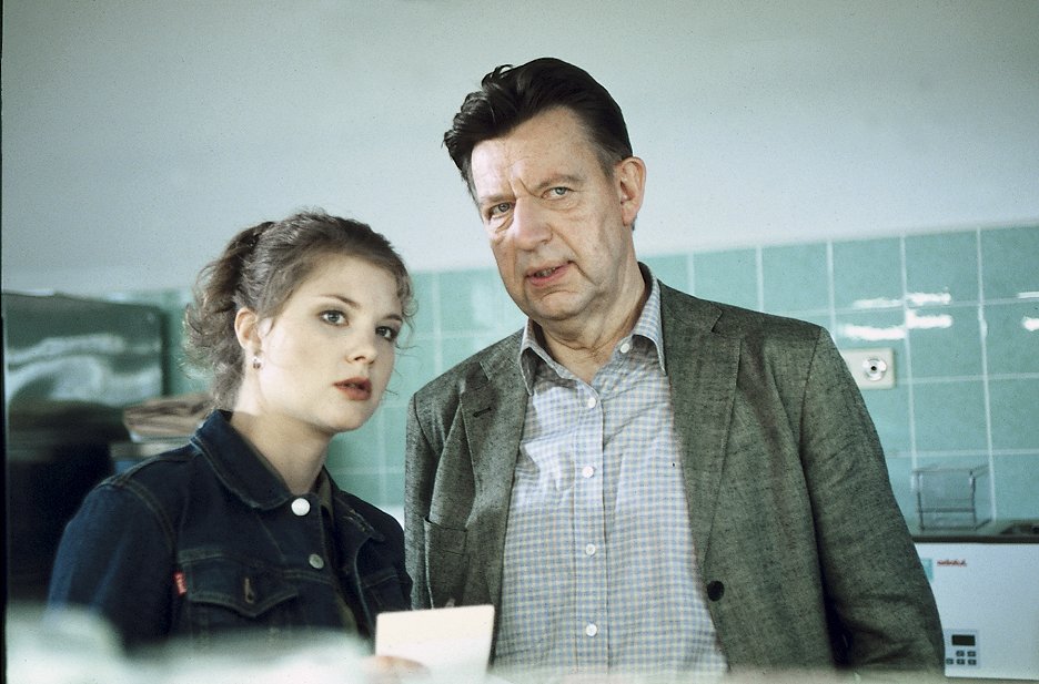 Poslední svědek - Die Sensationsreporterin (S07E01) (2005) | ČSFD.cz