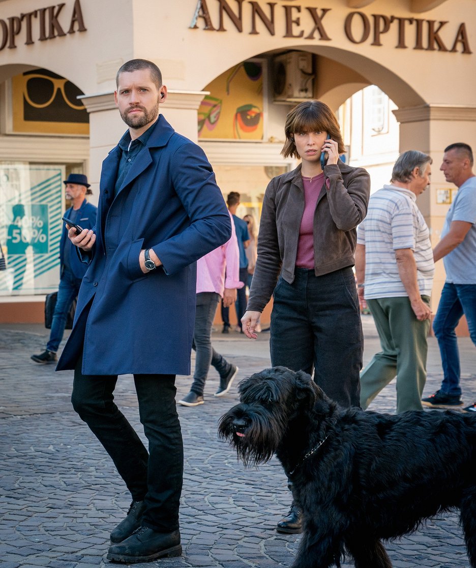 FBI: International - Pilot (S01E01) (2021) | ČSFD.cz