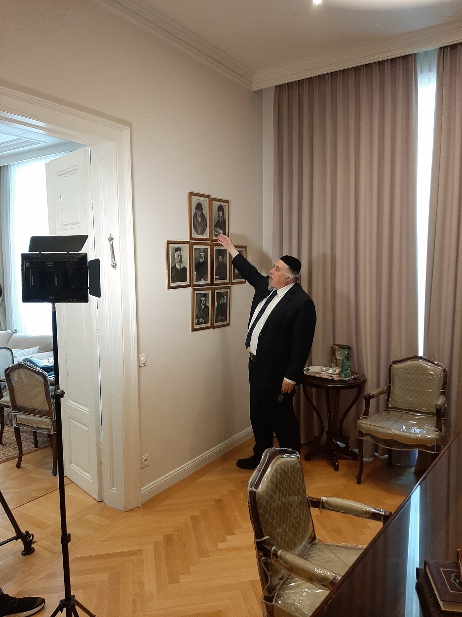 Príbeh dynastie Chatama Sofera (2023) | ČSFD.cz