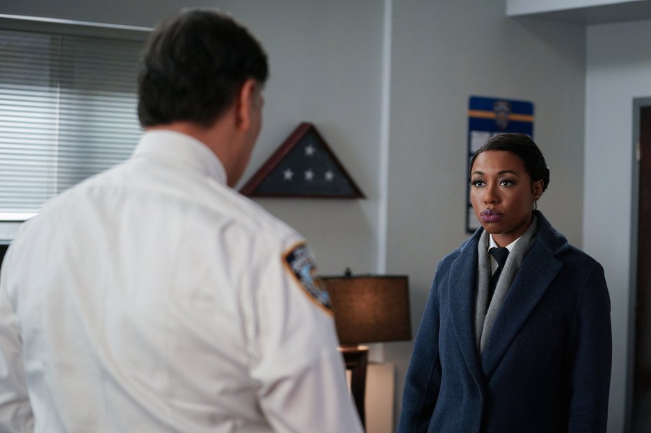 East New York - In the Bag (E18) (2023) | ČSFD.sk