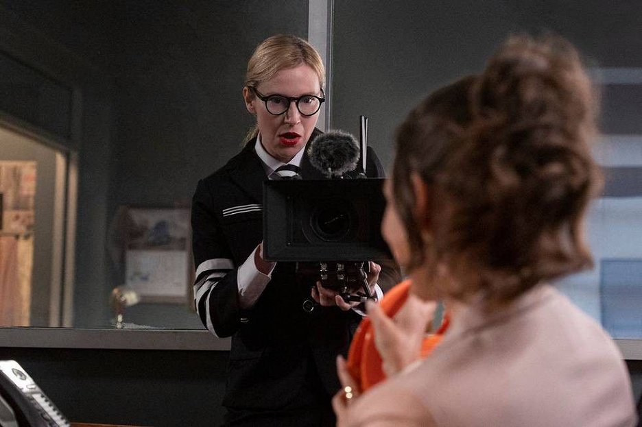 Leverage: Redemption - The Big Rig Job (S02E07) (2022) | ČSFD.cz