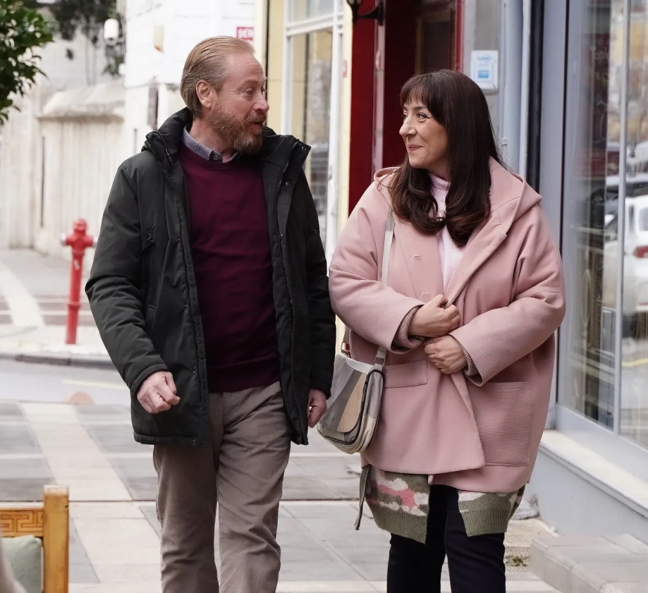 Güzel Günler - Episode 15 (E15) (2023) | ČSFD.cz