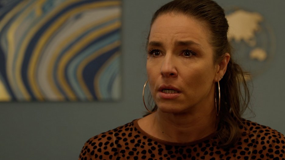 Drága örökösök - A visszatérés - Dunyha dohány (S01E58) (2023) | ČSFD.cz