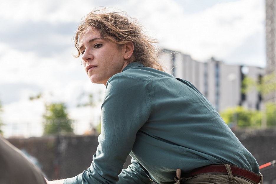 Případ pro dva - Kleine Fische (S32E37) (2023) | ČSFD.cz