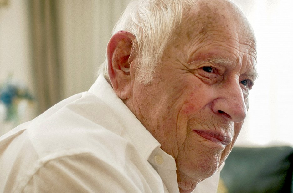 Village X: Rami und das Porschedorf (2022) | ČSFD.cz