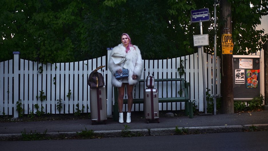 Cammo - Pølser vs Vixen (E07) (2023) | ČSFD.cz