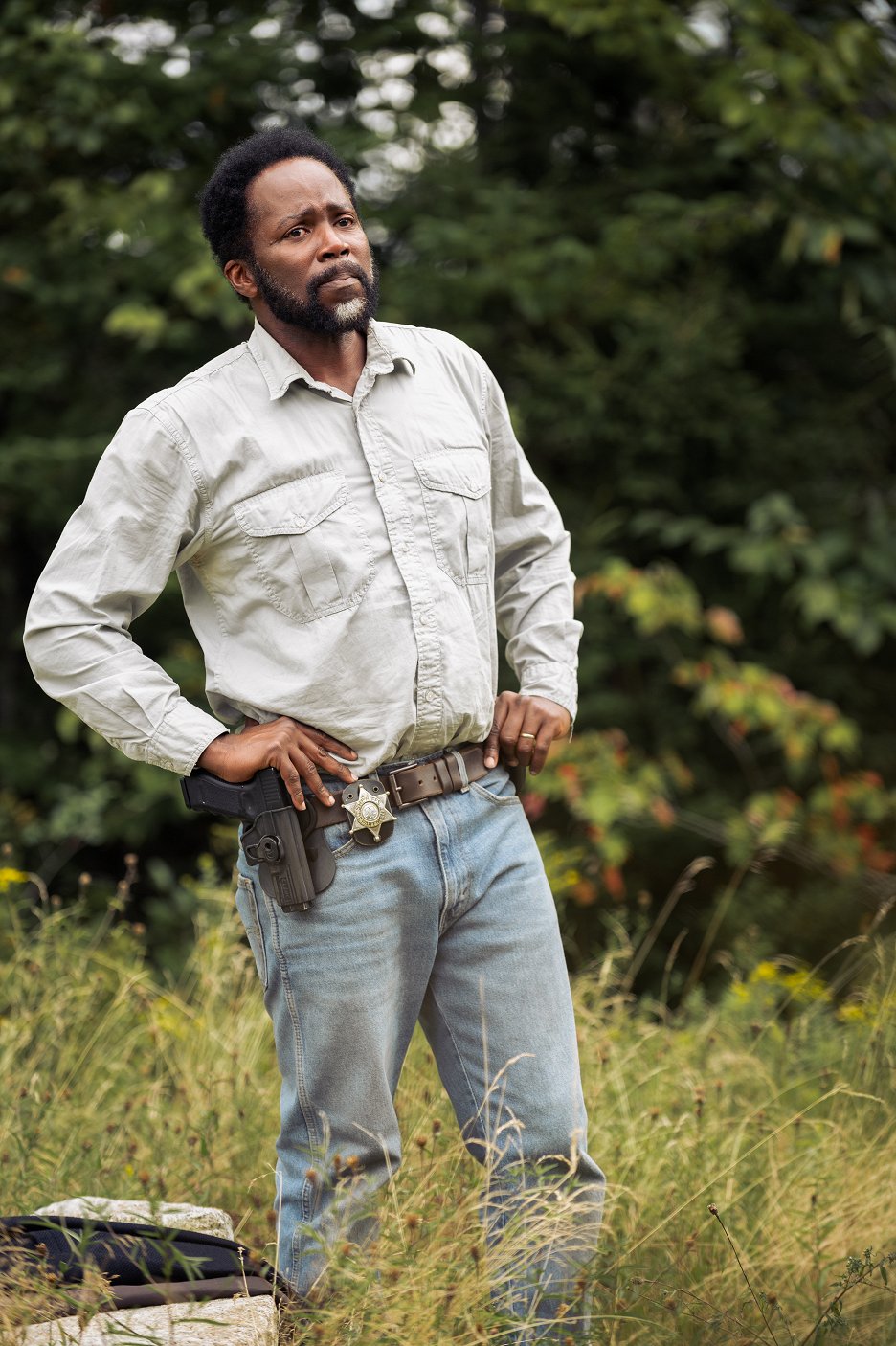 Cesta ven - Tether (S02E03) (2023) | ČSFD.cz