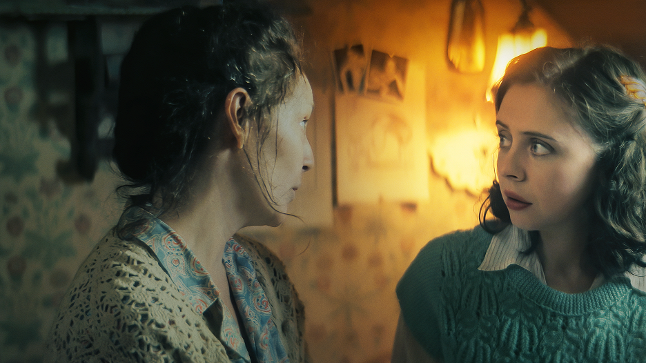 Světlo naděje - Motýl (E04) (2023) | ČSFD.cz