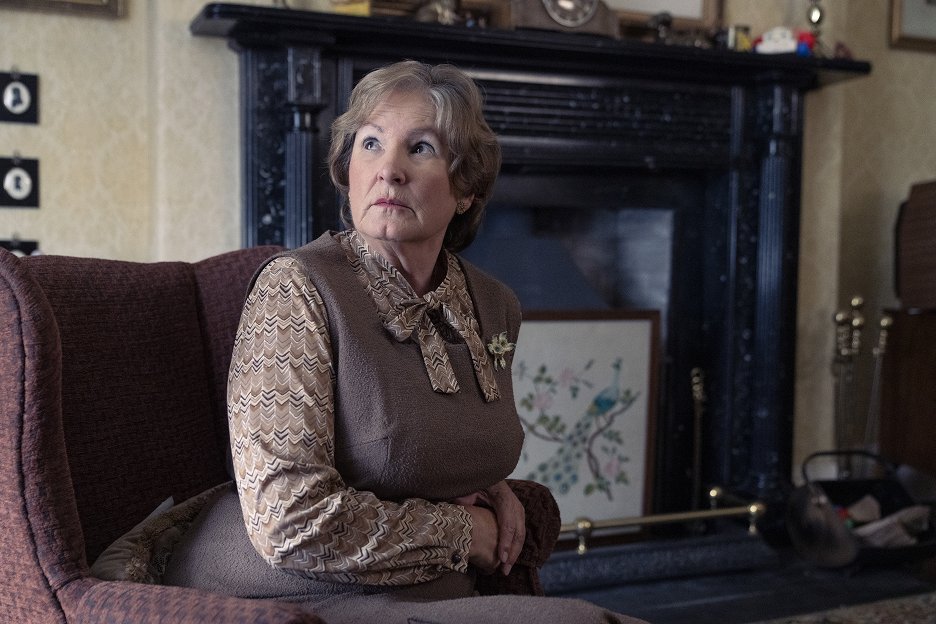 Deborah Findlay | Galerie - Z filmu | ČSFD.cz