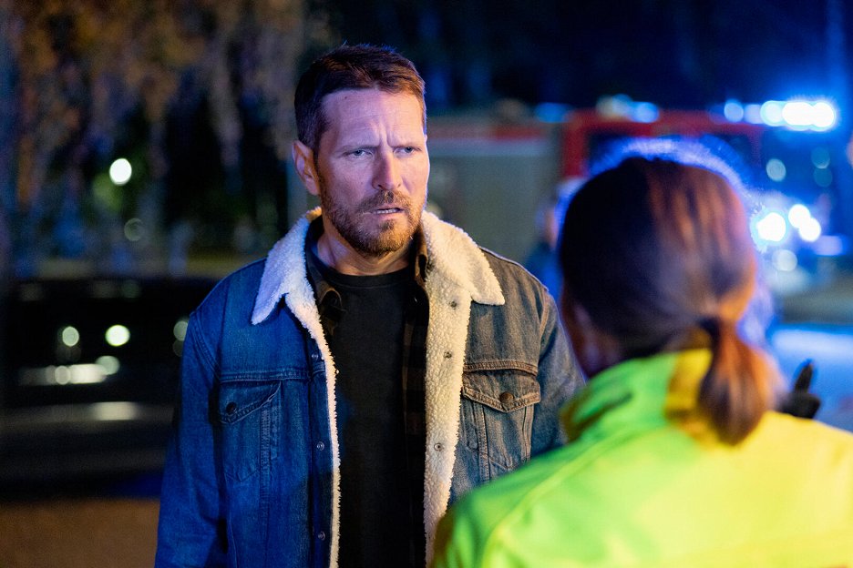 Kotka 10 - Ei savua ilman tulta (E03) (2023) | ČSFD.cz