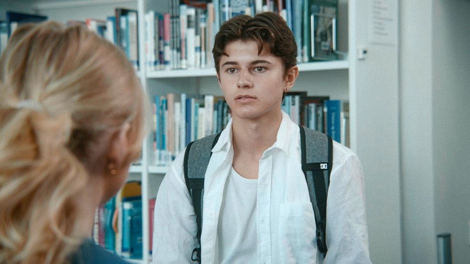 VGS - Åpen dag (S01E40) (2023) | ČSFD.cz