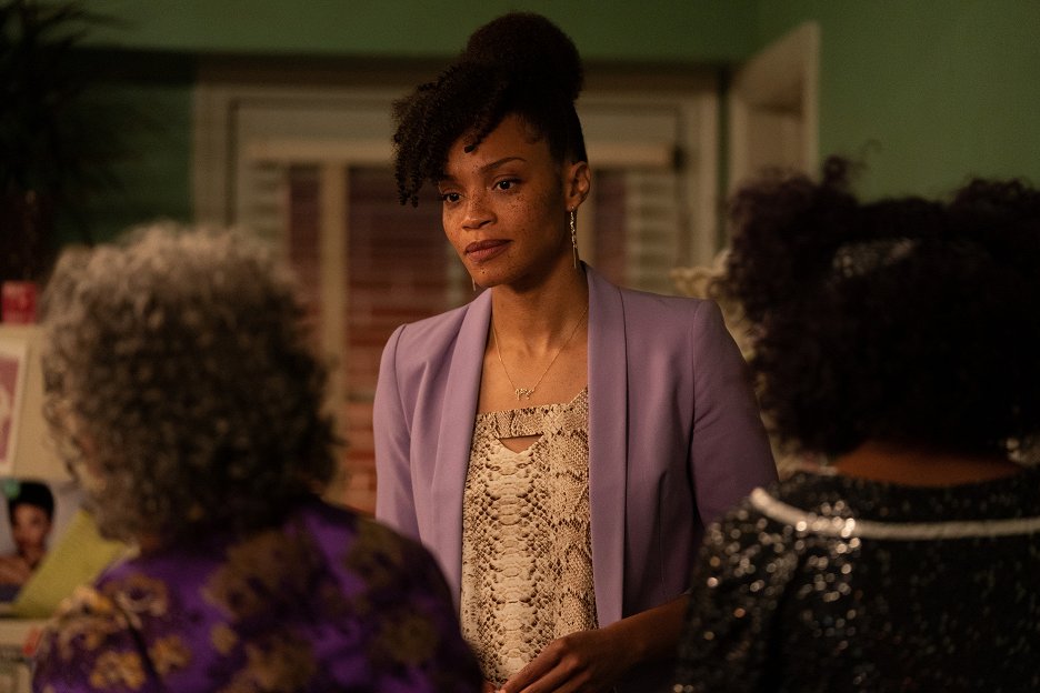 Shinelle Azoroh | ČSFD.cz