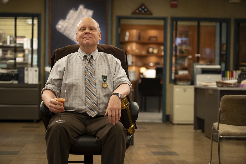 Brooklyn 99 - Poslední den, 2. část (S08E10) (2021) | ČSFD.cz