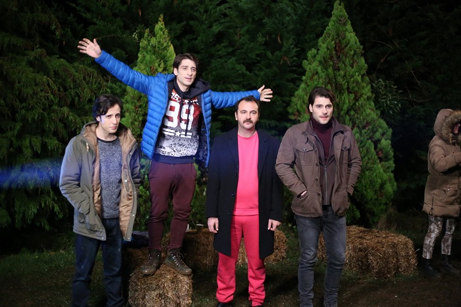 Aslan Ailem - Episode 7 (E07) (2017) | ČSFD.cz