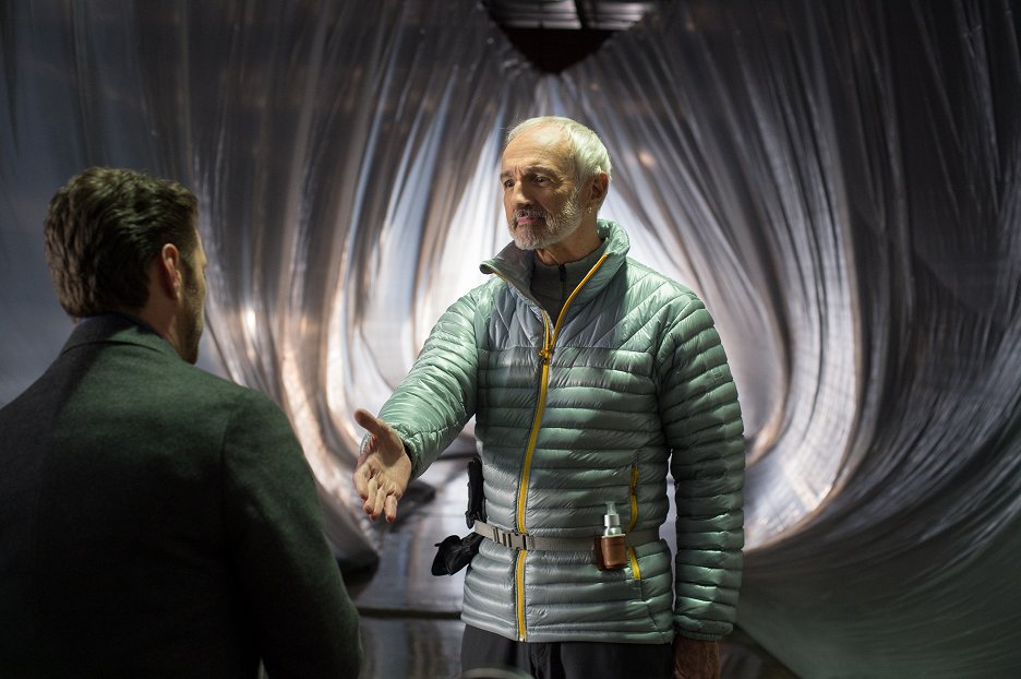 Call Me Fitz - Pulling a Polanski (S04E04) (2013) | ČSFD.cz