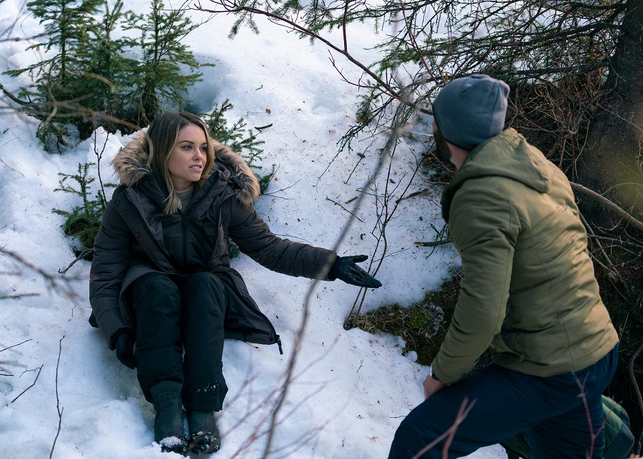 Temná zrada (2021) | ČSFD.cz