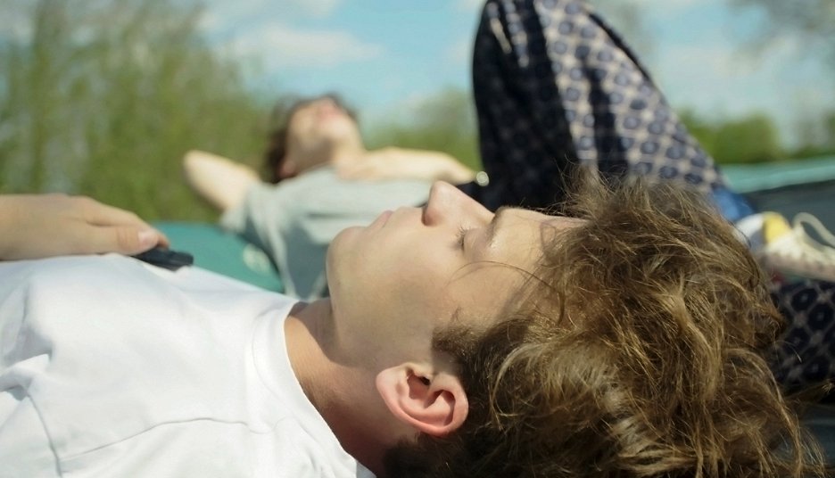 Geschwisterbande (2023) | ČSFD.cz