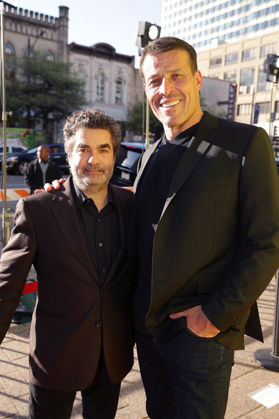 Tony Robbins: I Am Not Your Guru (2016) | ČSFD.cz