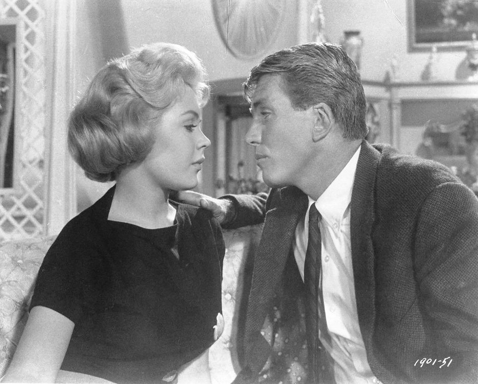 Romanoff and Juliet (1961) | ČSFD.cz