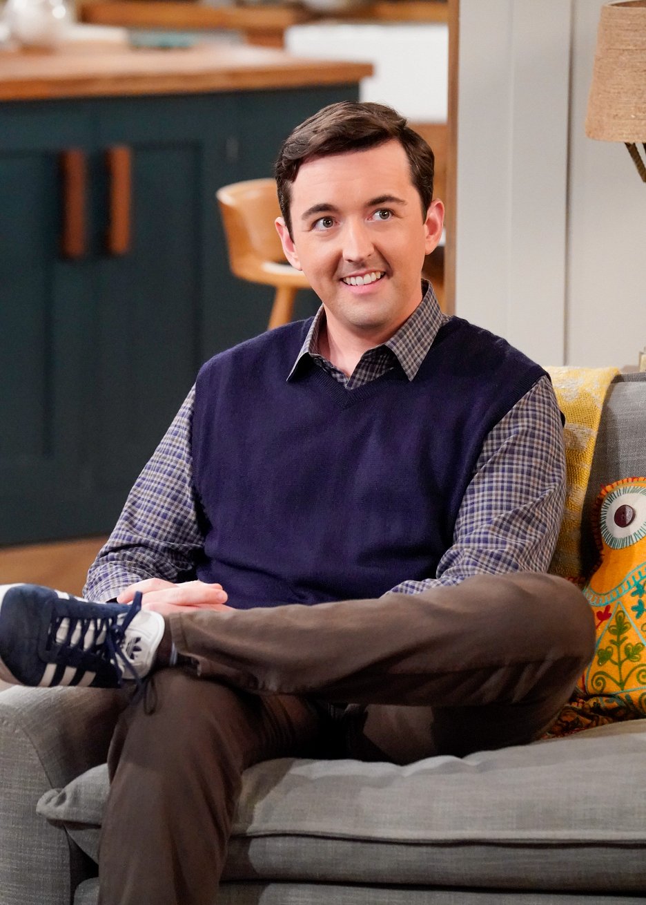 Man with a Plan - Going All the Way (S04E04) (2020) | ČSFD.cz