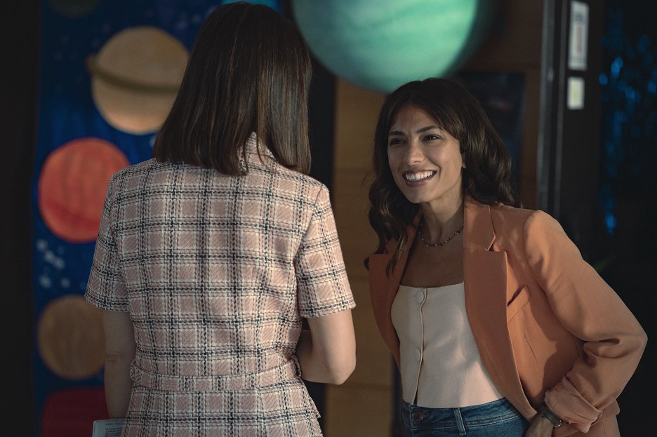 Kdo je Erin Carterová? - Epizoda 1 (E01) (2023) | ČSFD.cz
