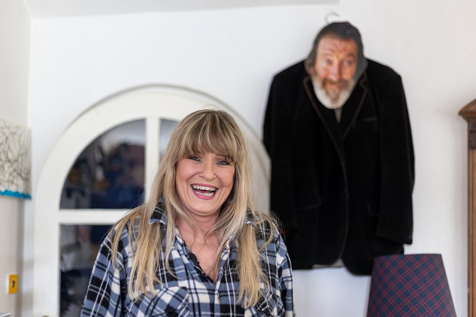 Chantal Poullain, moje životní odysea (2023) | ČSFD.cz