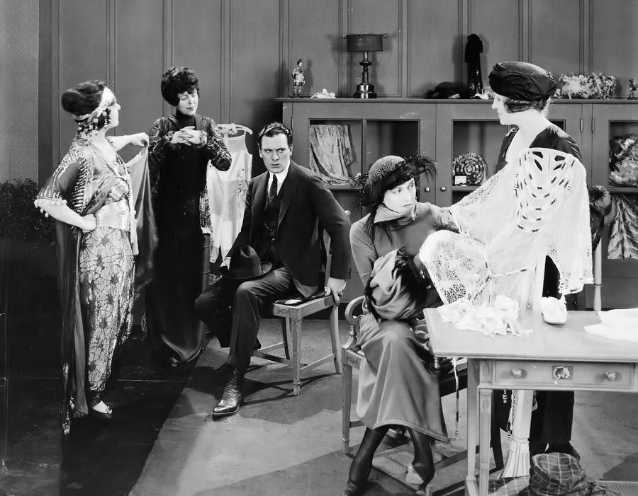 Irrwege einer Ehe (1920) | Filmemacher*innen | ČSFD.cz