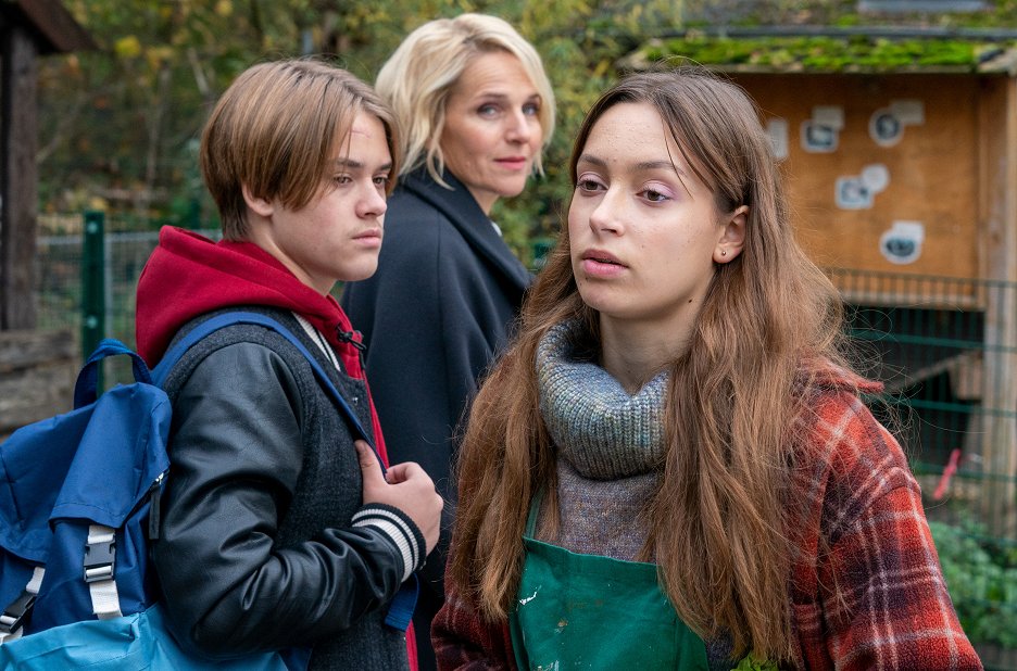 Fritzie - Der Himmel muss warten - Auf die Zukunft (S04E06) (2023 ...