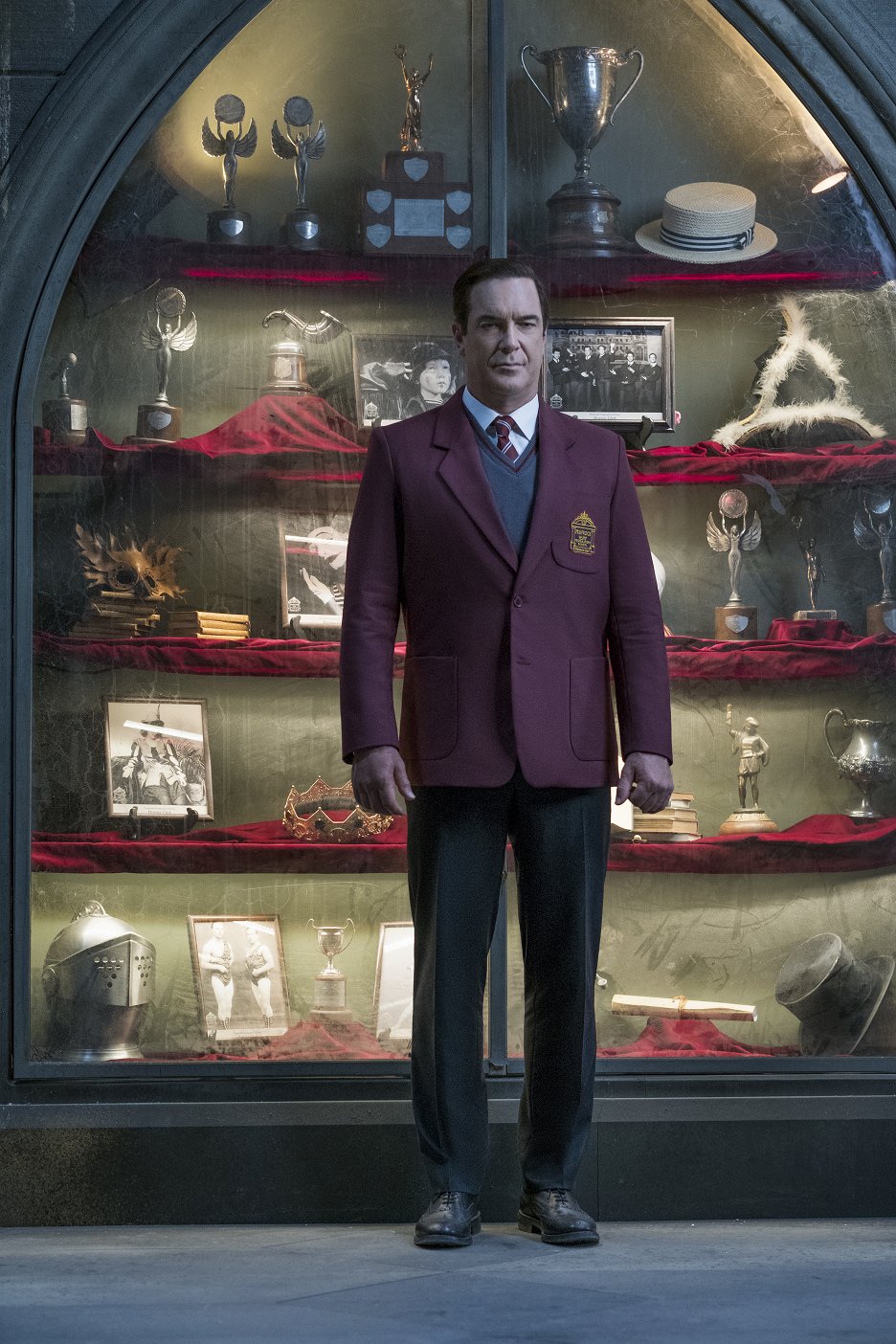 Řada nešťastných příhod - Strohá akademie: 1. část (S02E01) (2018 ...