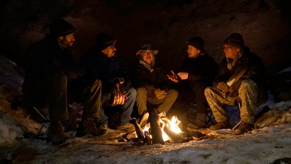 Za rančem Skinwalker (2023) | ČSFD.cz