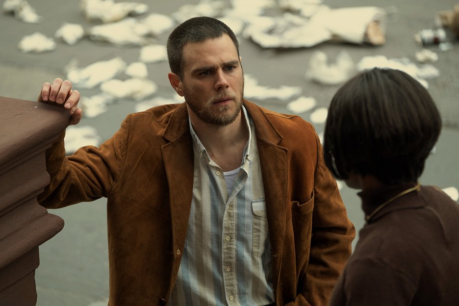 Podvrženec - Nejdřív láska (E01) (2023) | ČSFD.cz