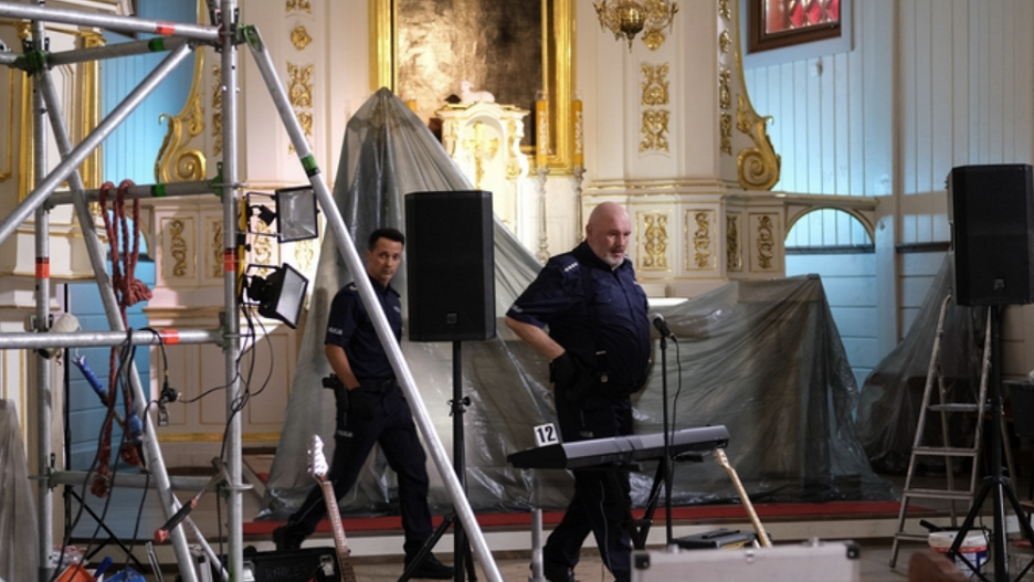 Ojciec Mateusz - Łabędzi śpiew (S30E04) (2023) | Galerie - Z epizody ...