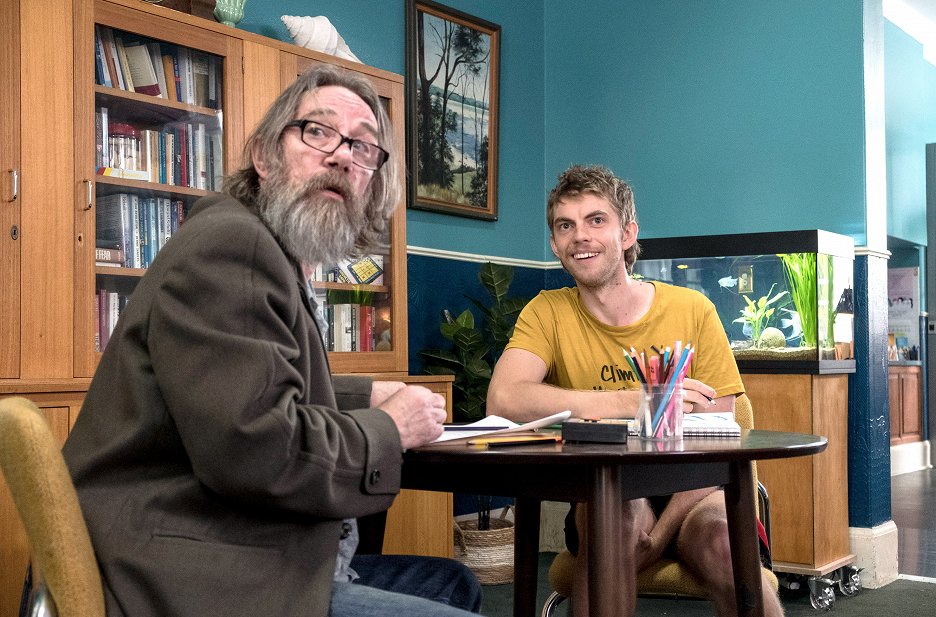 Wakefield - Episode 2 (E02) (2021) | ČSFD.cz