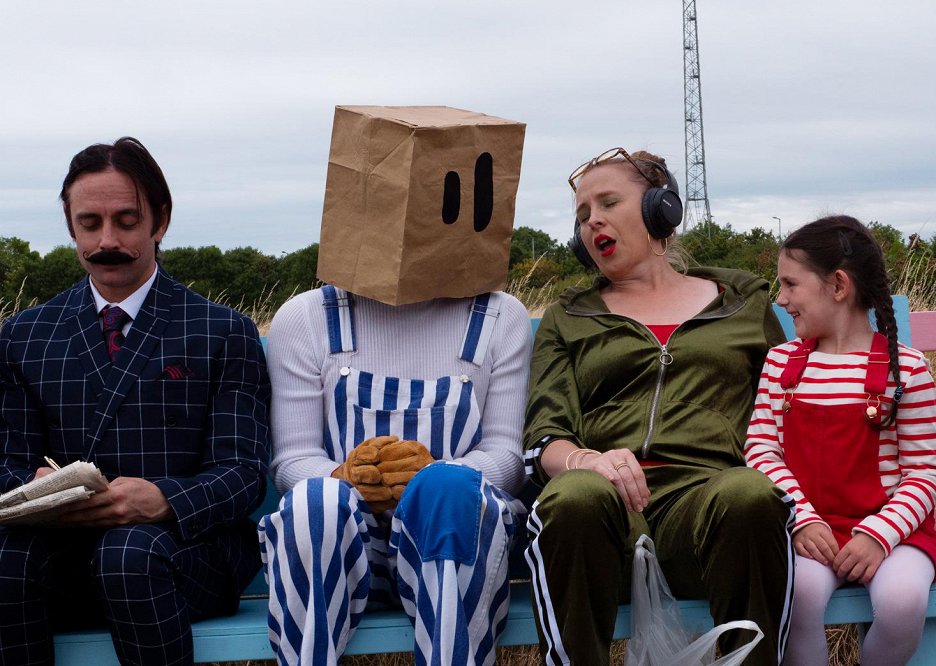 The Paper Bag Man (2021) | ČSFD.cz